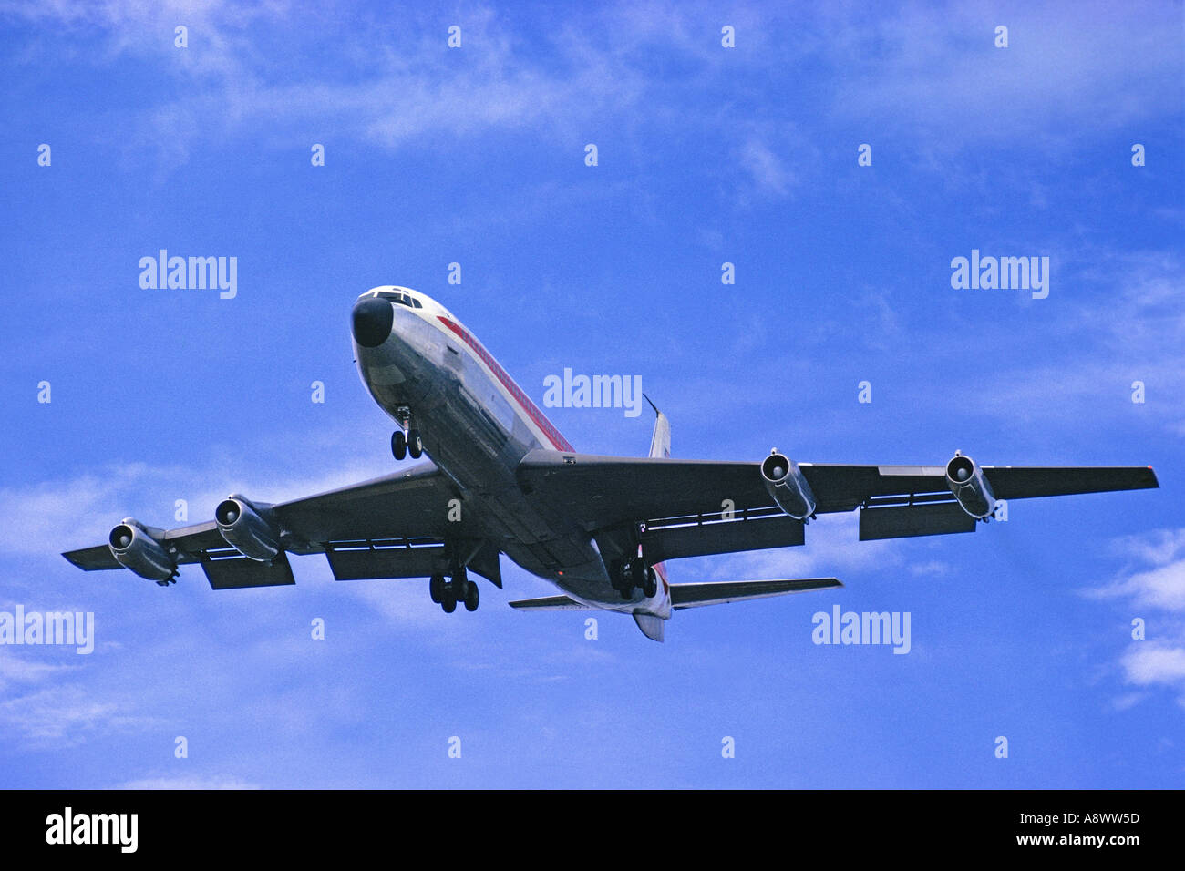 Airliner 1960s hi-res stock photography and images - Alamy