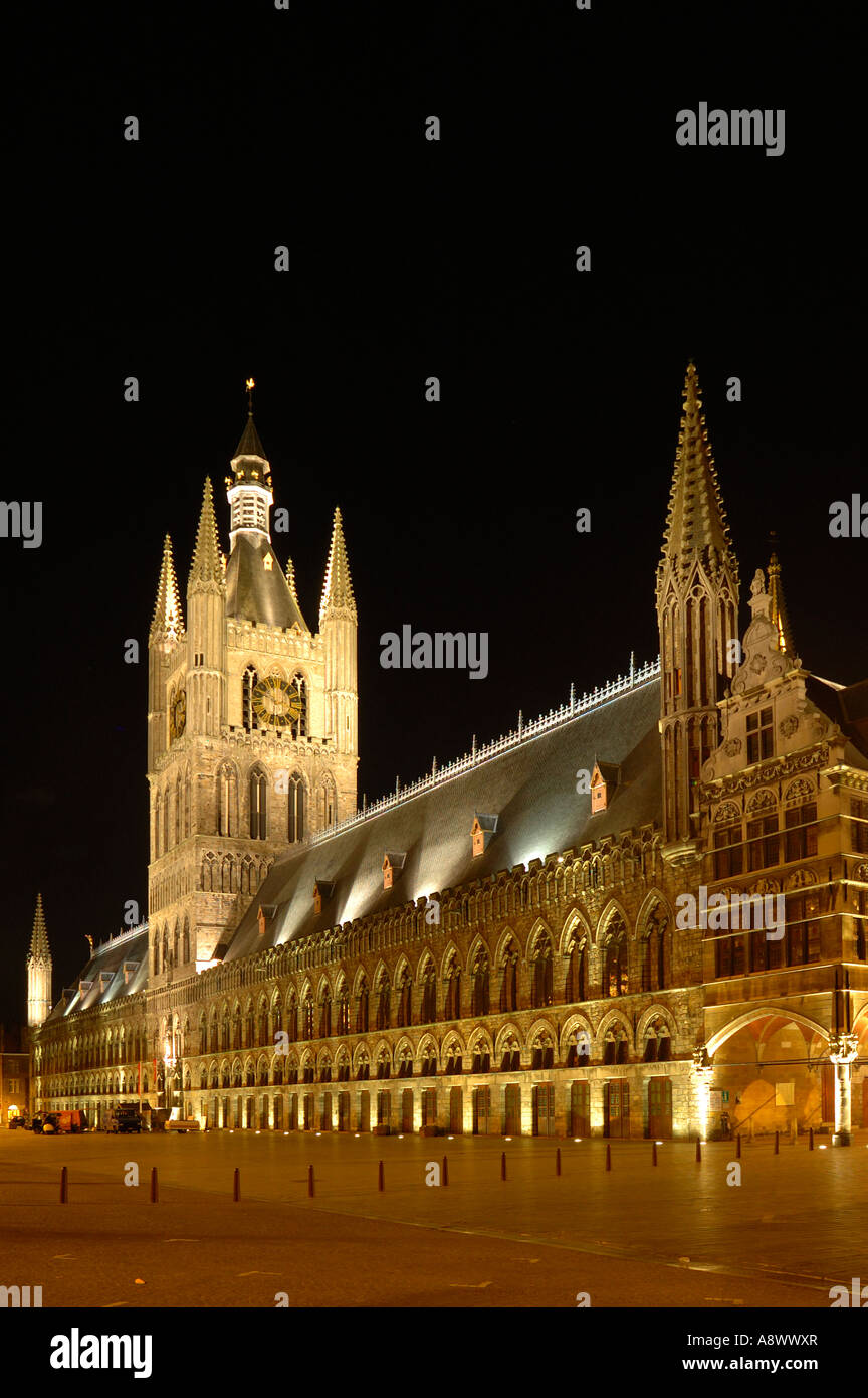 Cloth hall ypres hi-res stock photography and images - Alamy