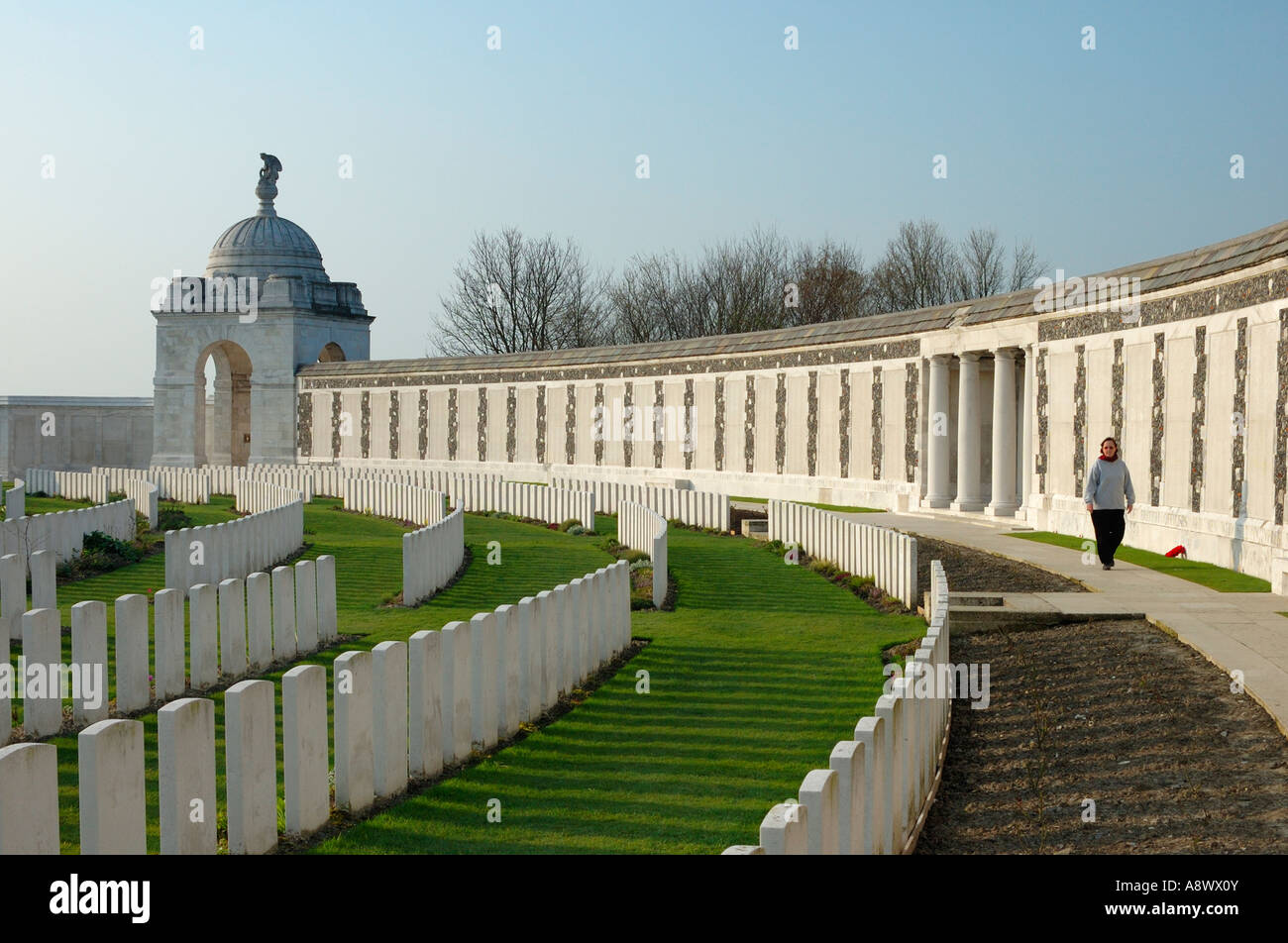 Tyne Cot military cemetery, Belgium Stock Photo - Alamy