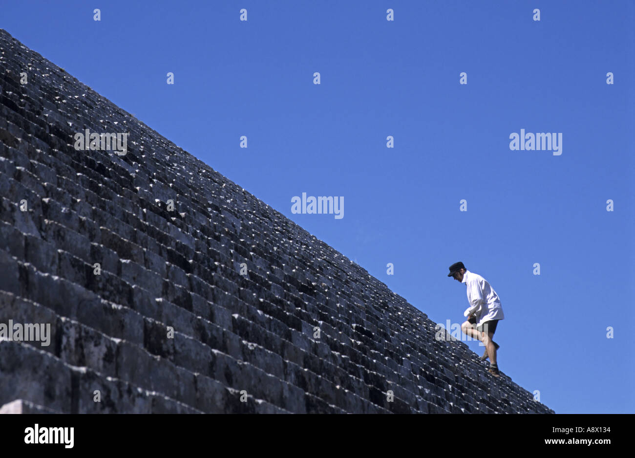 Pyramid climb hi-res stock photography and images - Alamy