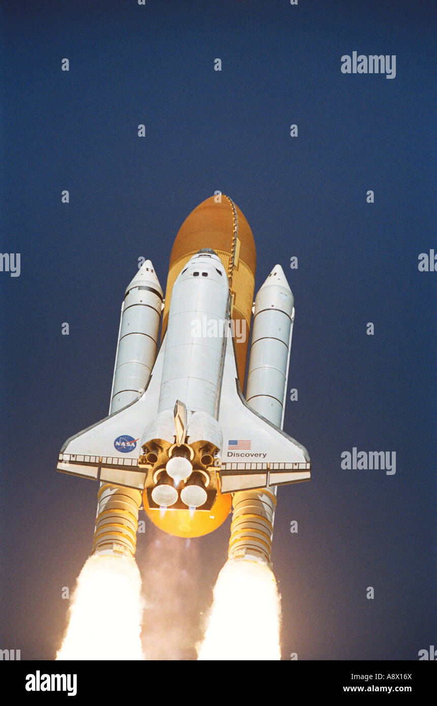 Space shuttle launch hi-res stock photography and images - Alamy