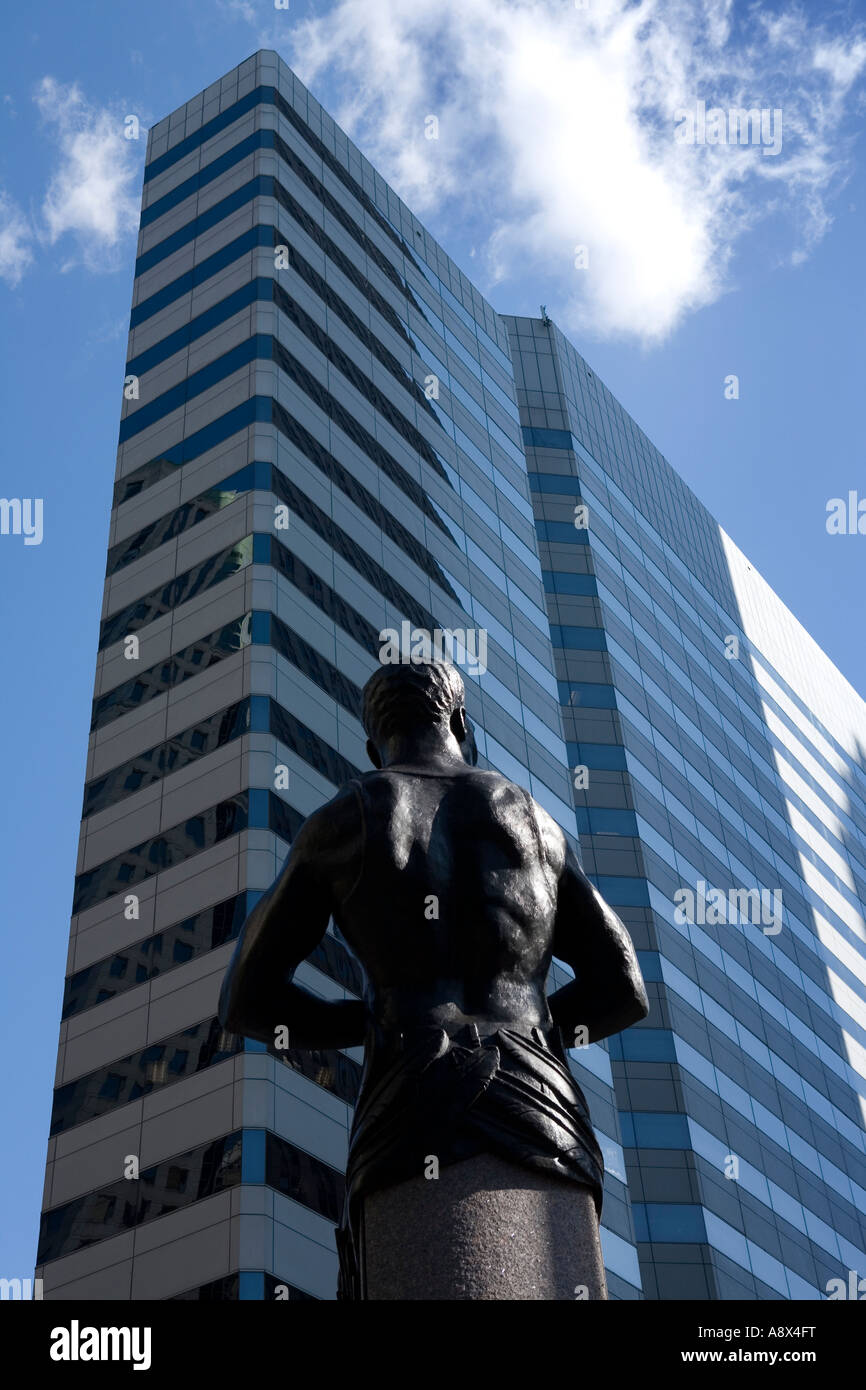 Independence Square statue by Raymond Kaskey Charlotte North Carolina ...