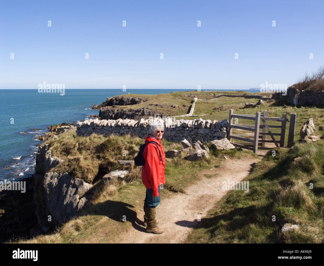 Isle of anglesey coastal path route hi-res stock photography and images ...