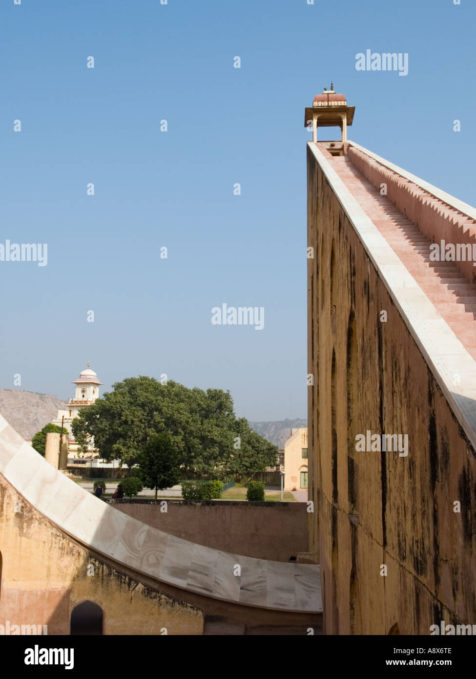 Large Samrat Yantra at Jantar Mantar Observatory largest sundial with a ...