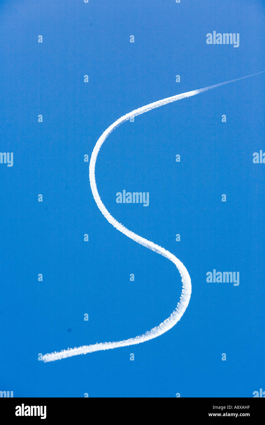 Skywriting plane hi-res stock photography and images - Alamy