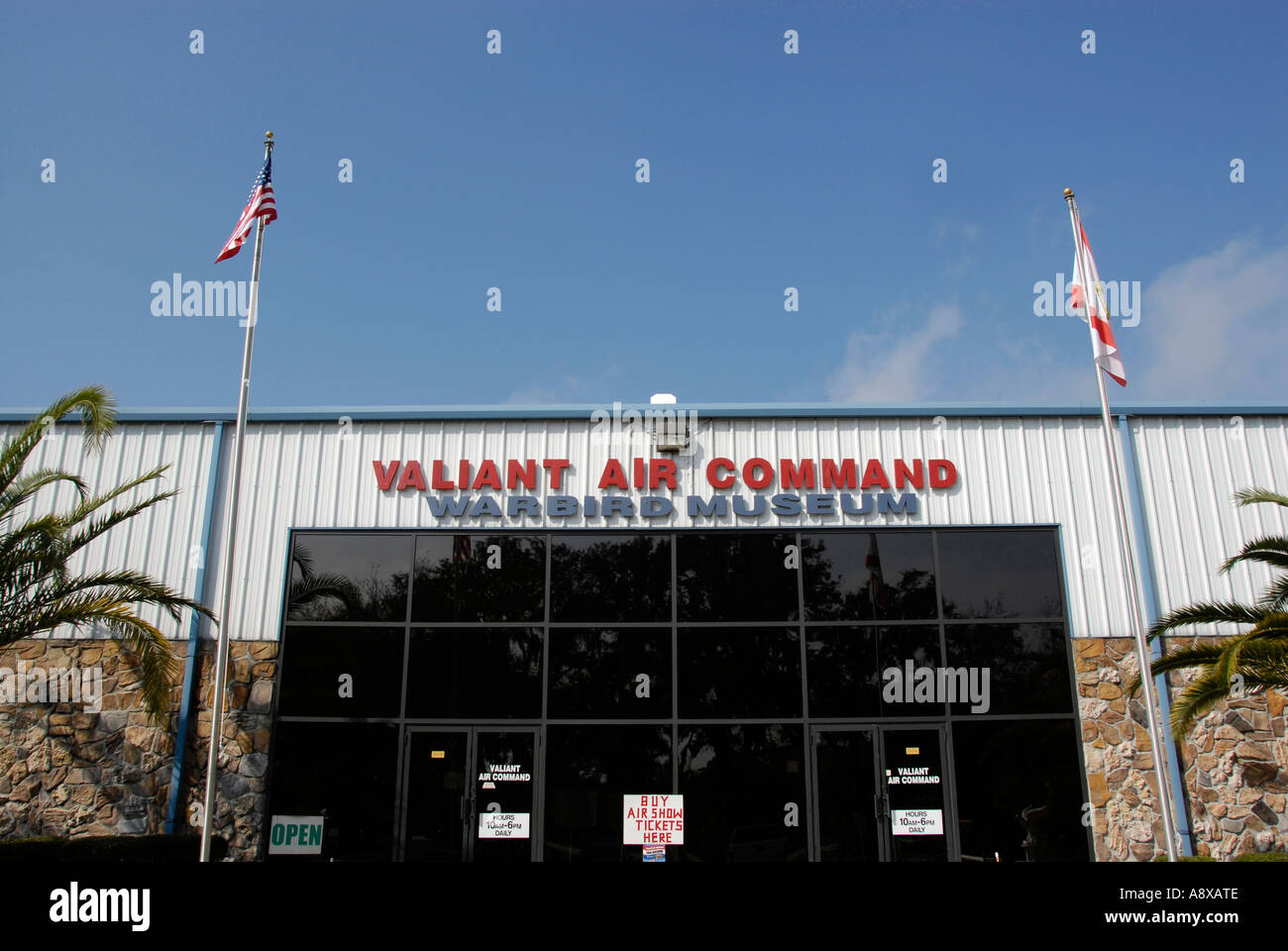 Valiant air command warbird museum hi-res stock photography and images ...