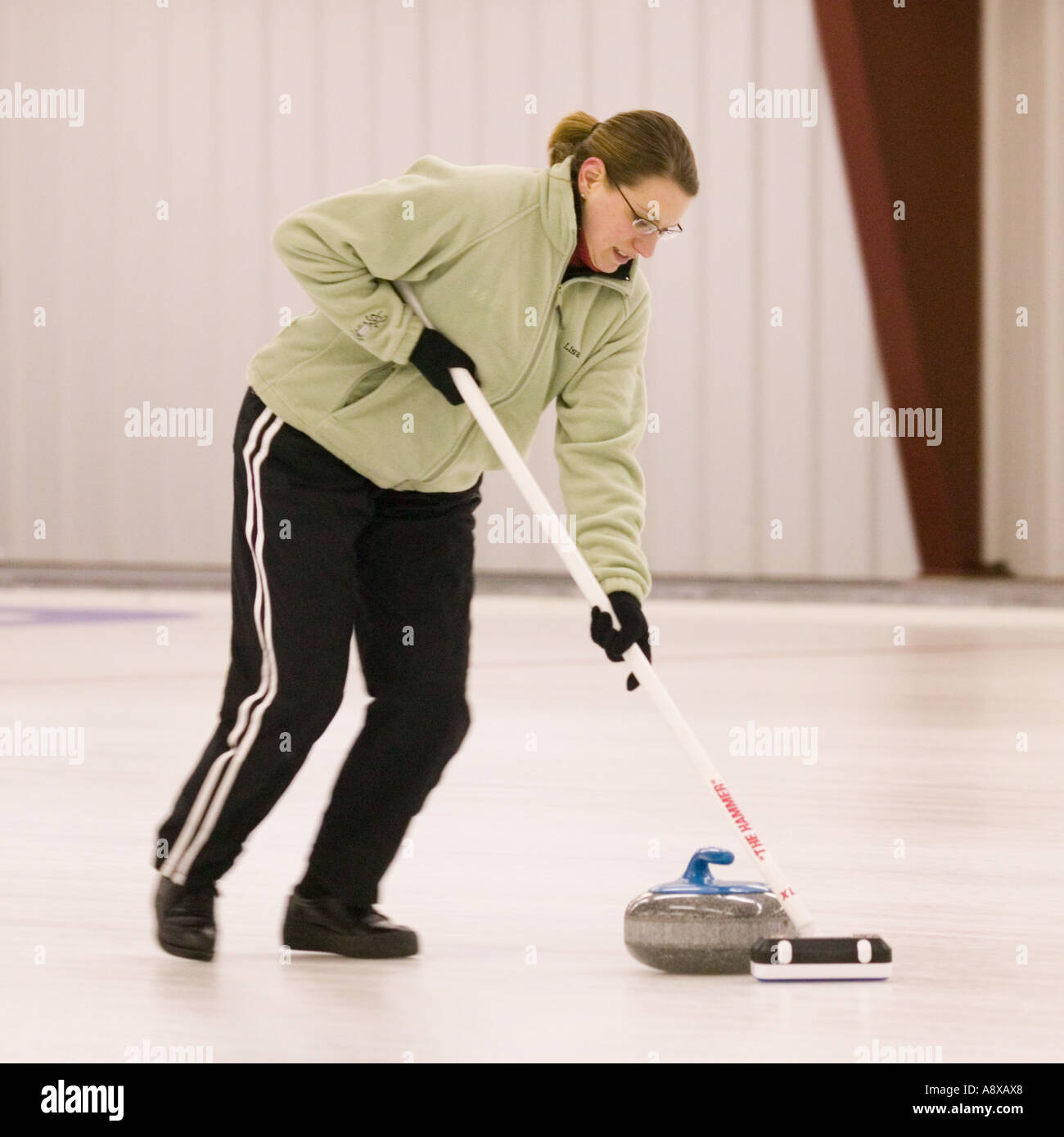Ice curling sheet hi-res stock photography and images - Alamy