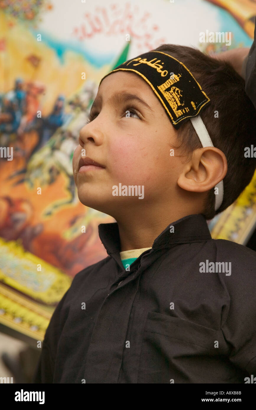 Shia boy on pilgrimage to Karbala Iraq om Ashura s eve 1 03 04 Stock ...