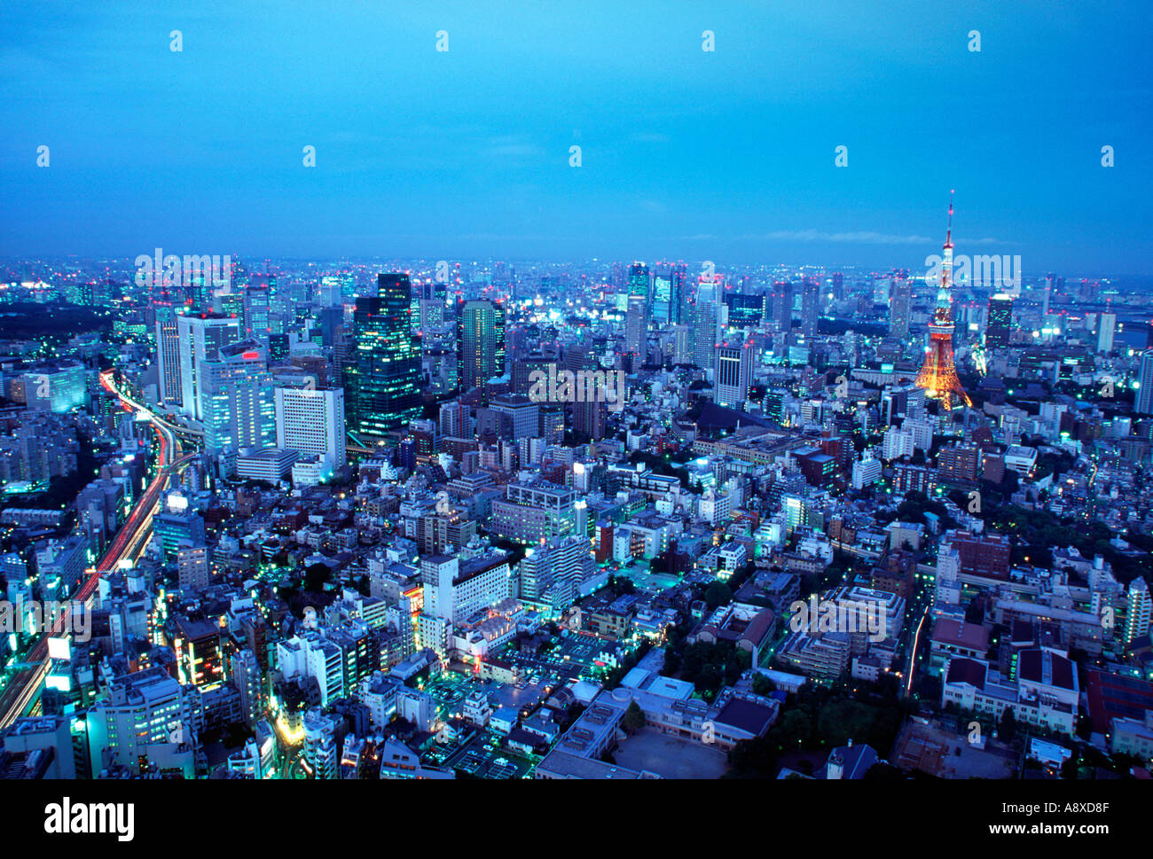Roppongi hills tokyo hi-res stock photography and images - Alamy