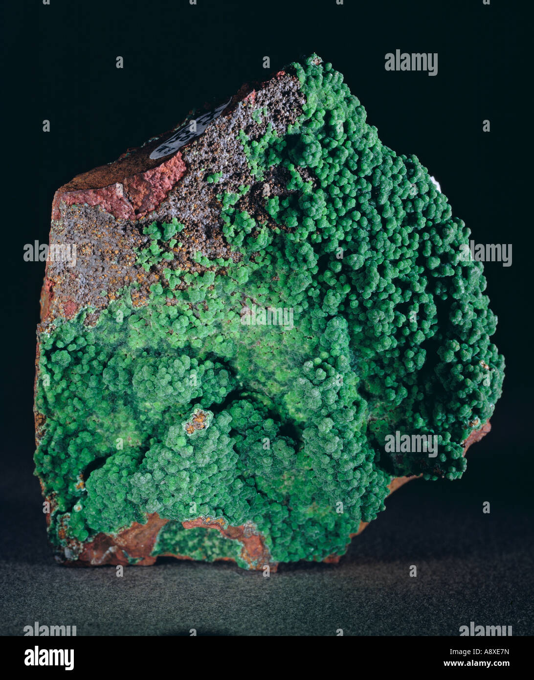 Calcium copper arsenate hydroxide hi-res stock photography and images ...