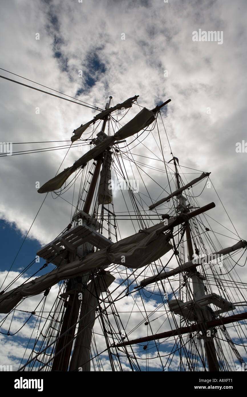 Boat Mast in Hobart Port Tasmania Australia Stock Photo - Alamy