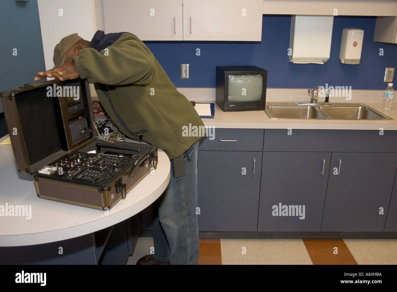 Police hostage rescue negotiation training. Sioux City, Iowa, Police ...