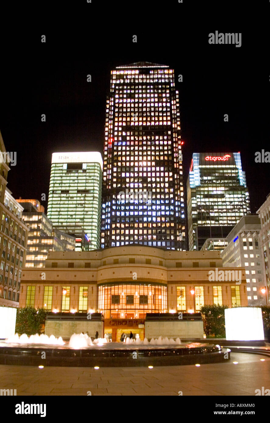 Cabot Square Canary Wharf London UK at night Stock Photo - Alamy