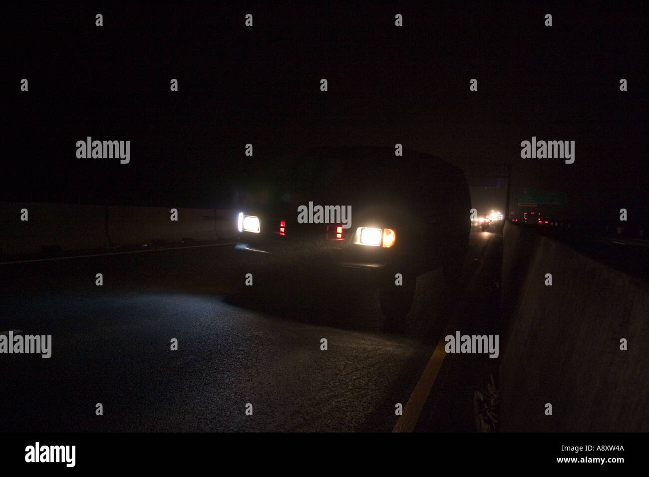 Accident night hi-res stock photography and images - Alamy