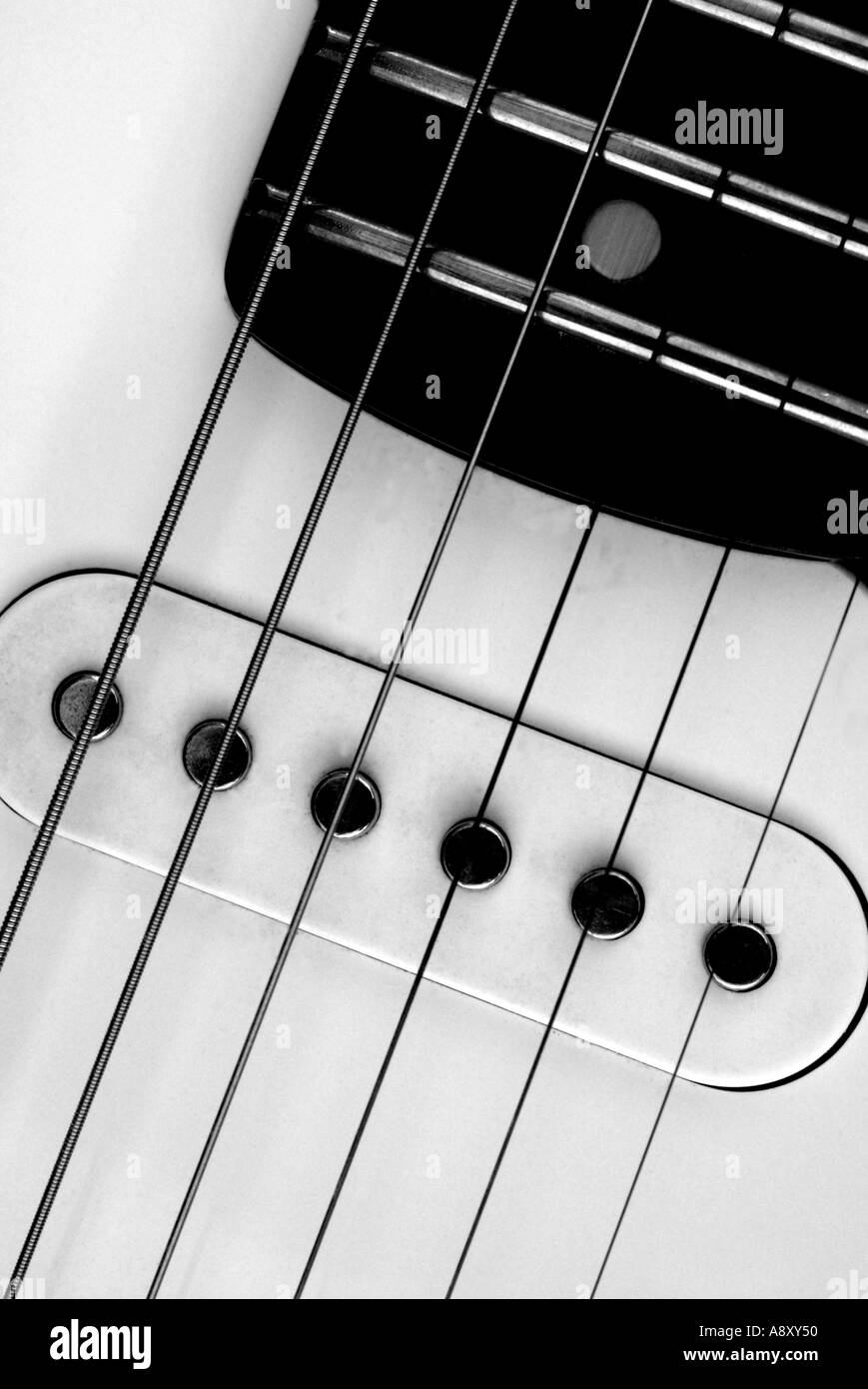 Magnetic strings hi-res stock photography and images - Alamy