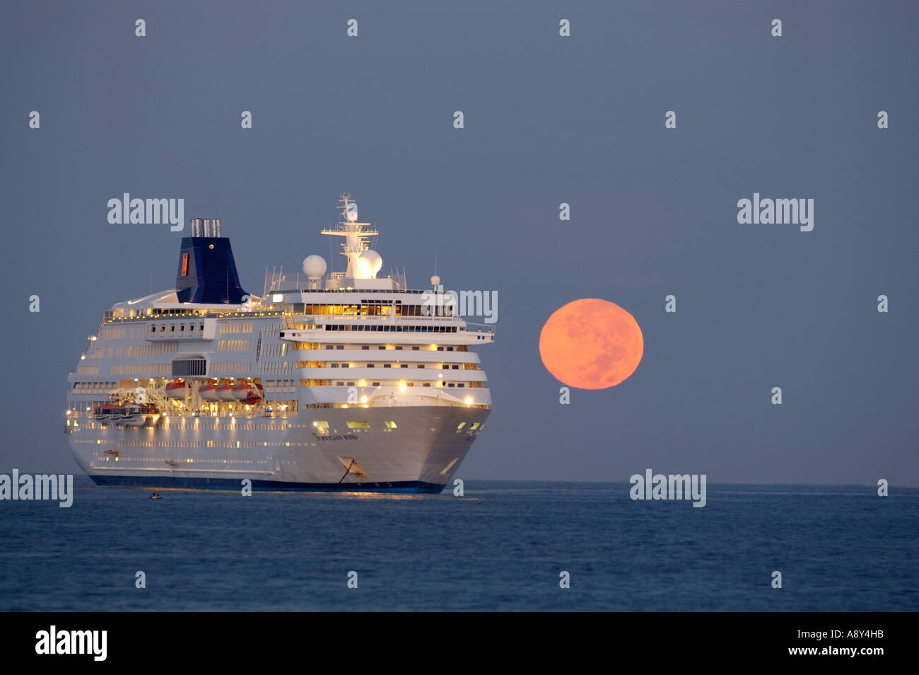 Rising wind ship hi-res stock photography and images - Alamy