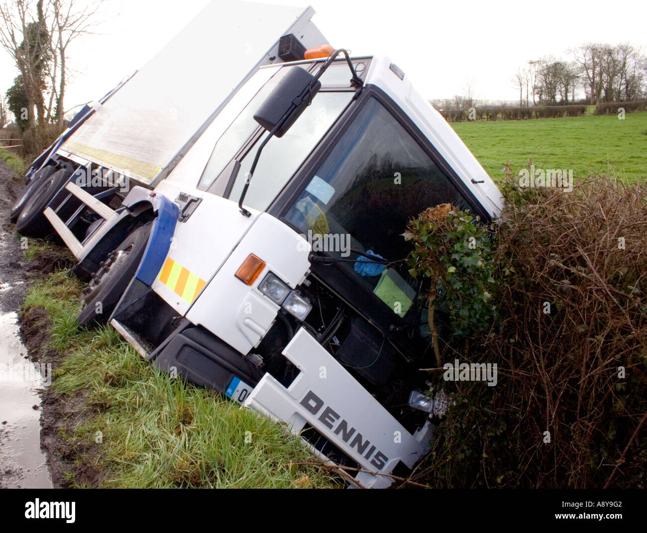 Overturned truck hi-res stock photography and images - Alamy