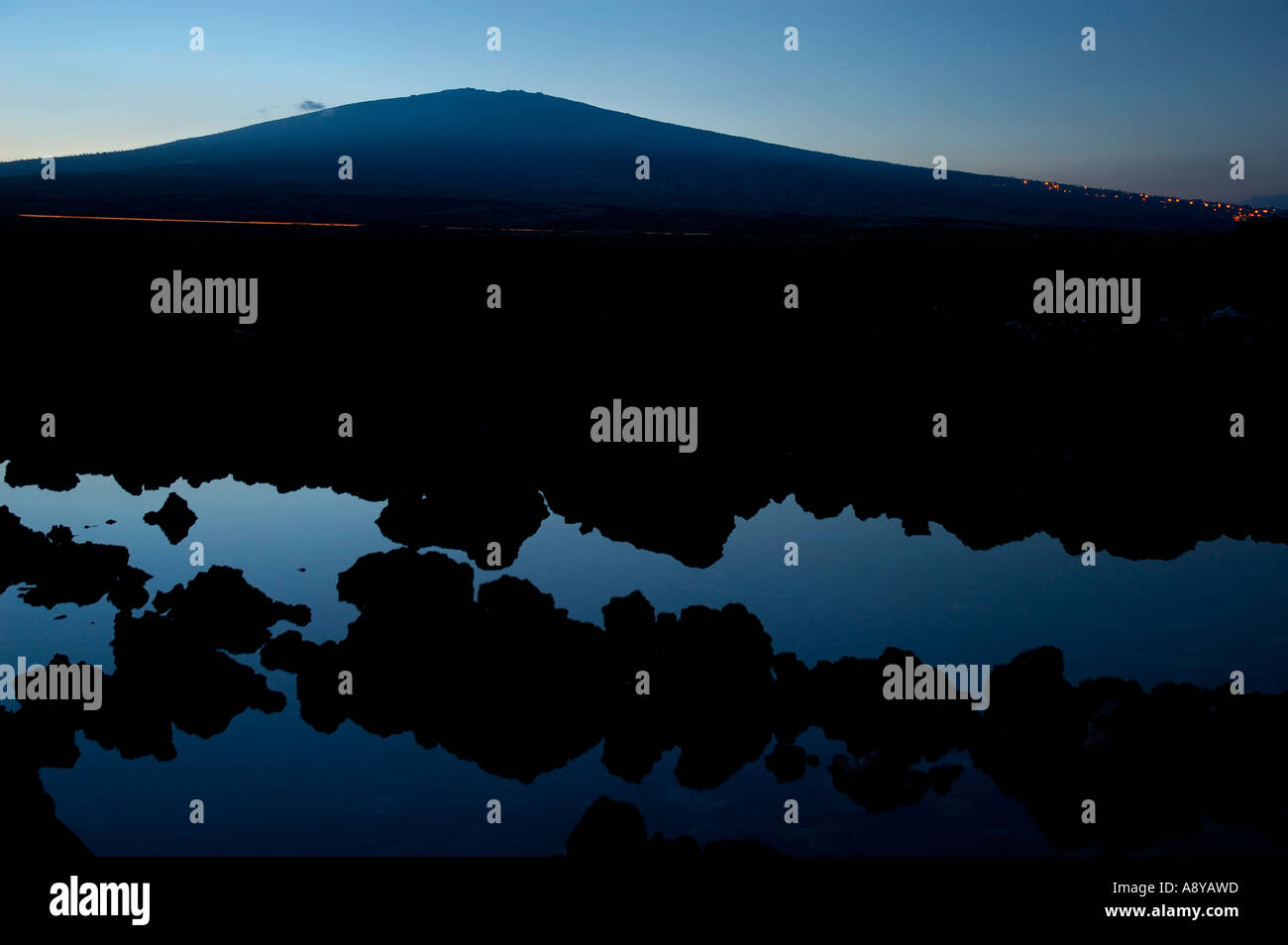 Hualalai volcano hi-res stock photography and images - Alamy