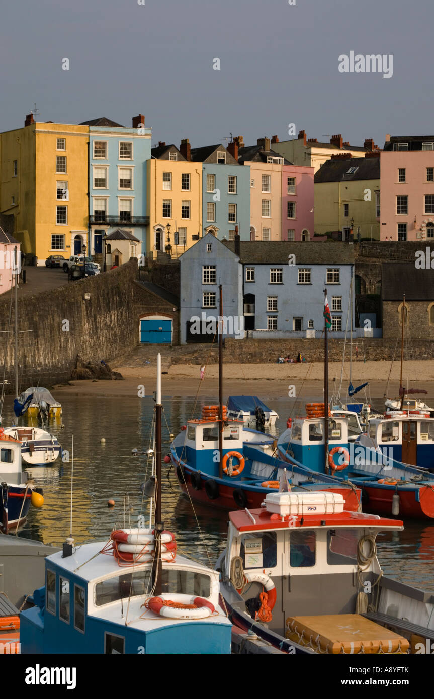 Tenby harbour sunset hi-res stock photography and images - Alamy