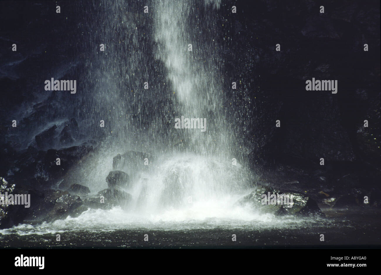 Cascading waterfall black and white hi-res stock photography and images ...