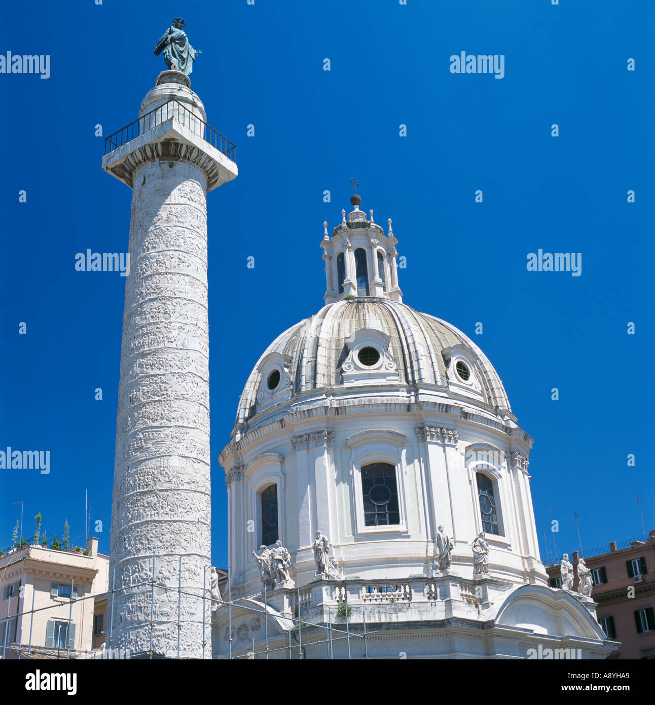 Rome lettering hi-res stock photography and images - Alamy