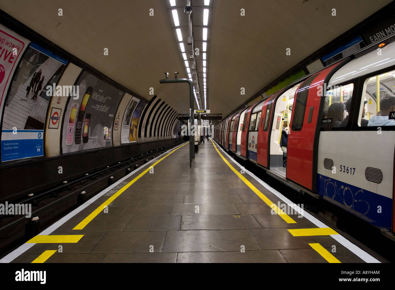 What Color Is The Northern Line On The London Underground at Joe Tepper ...