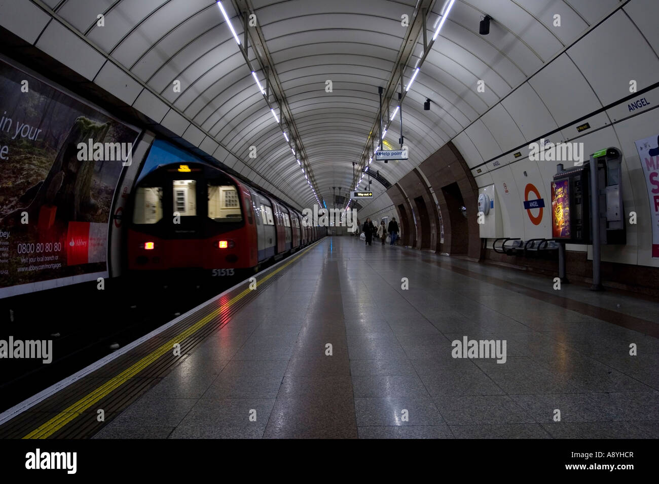 Northern line tunnel hi-res stock photography and images - Alamy