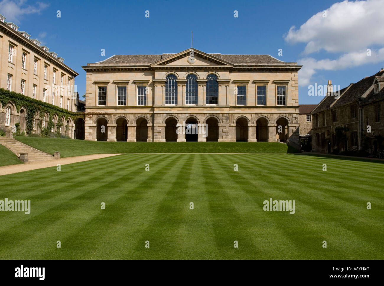 Front Quad & Library - Worcester College - Oxford Stock Photo - Alamy
