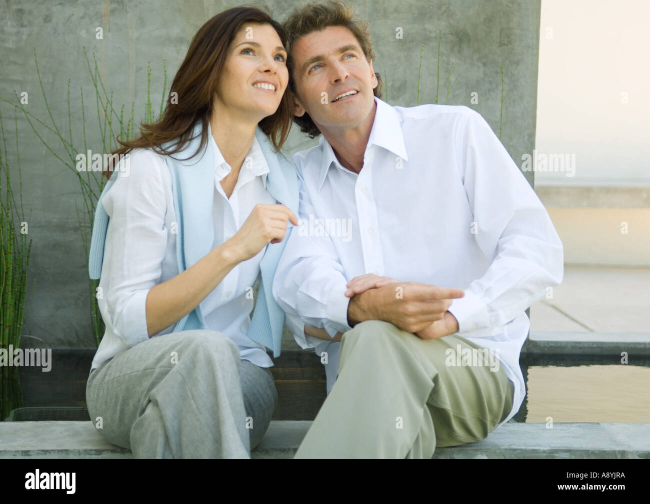 Sitting up front hi-res stock photography and images - Alamy