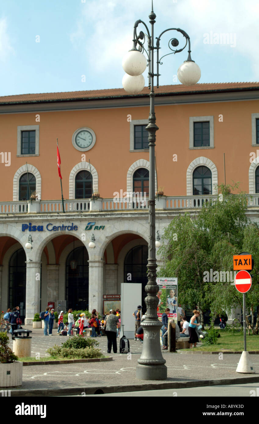 Pisa railway terminal hi-res stock photography and images - Alamy