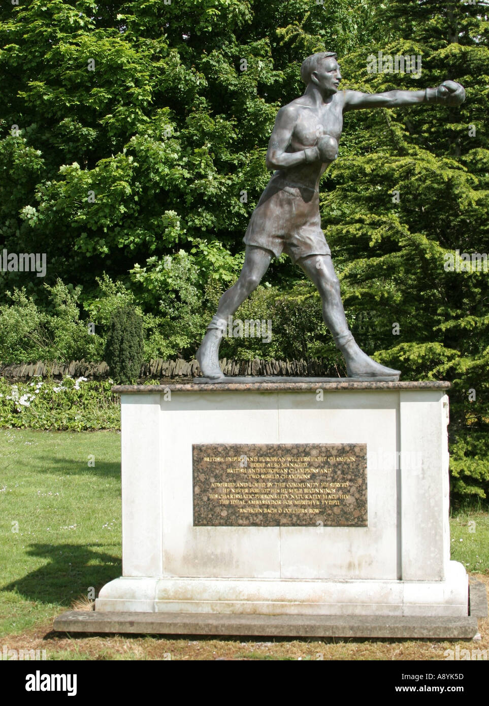 Merthyr boxing hi-res stock photography and images - Alamy