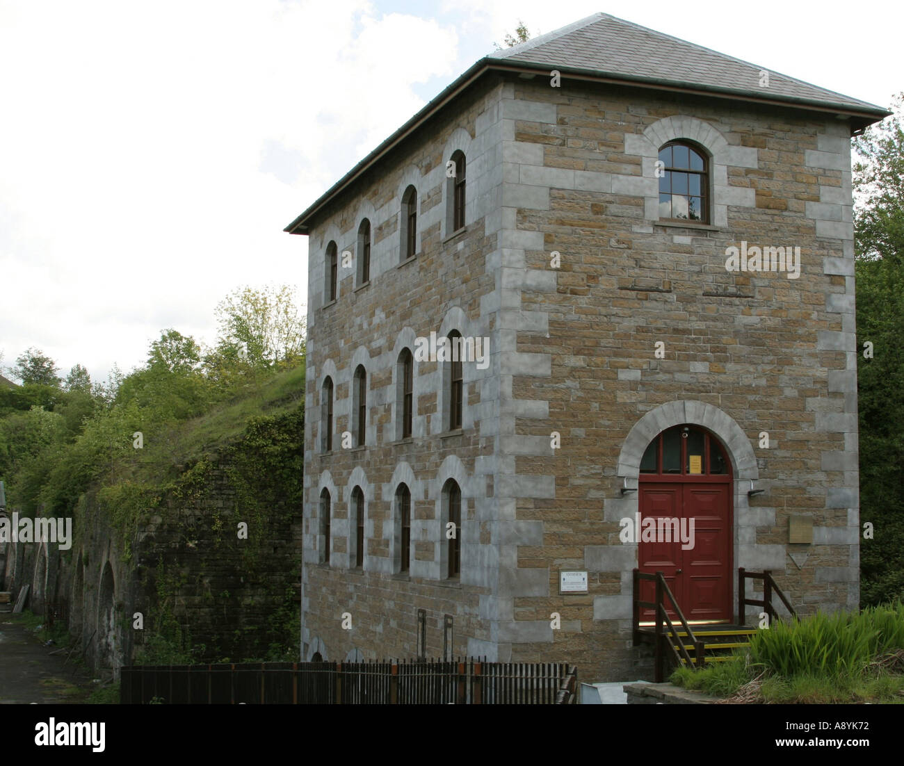 Merthyr colliery hi-res stock photography and images - Alamy