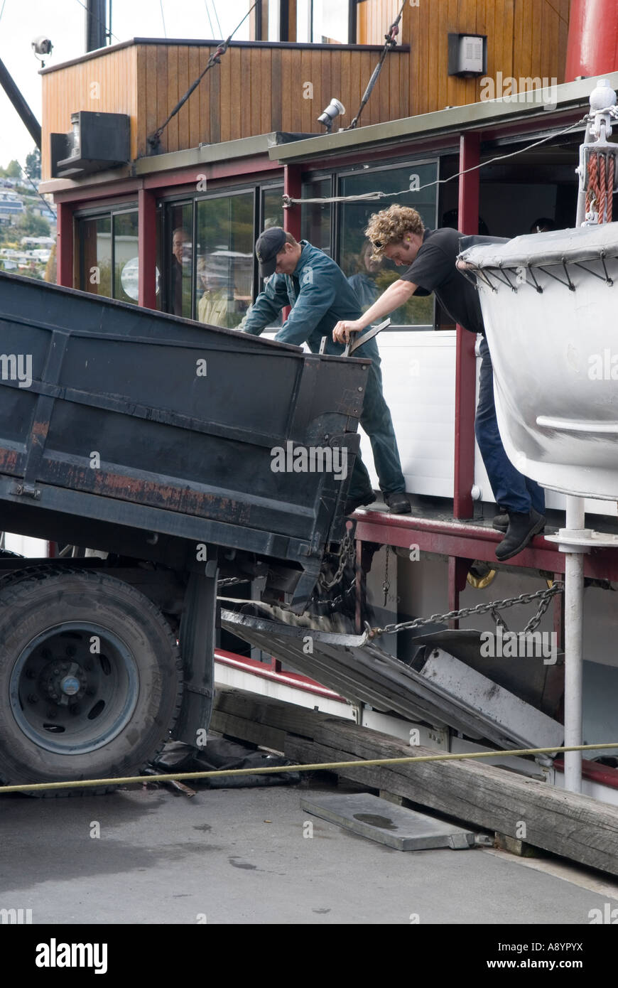 Coal truck loading hi-res stock photography and images - Alamy