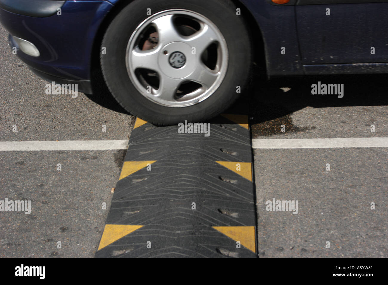 Car bump uk hi-res stock photography and images - Alamy