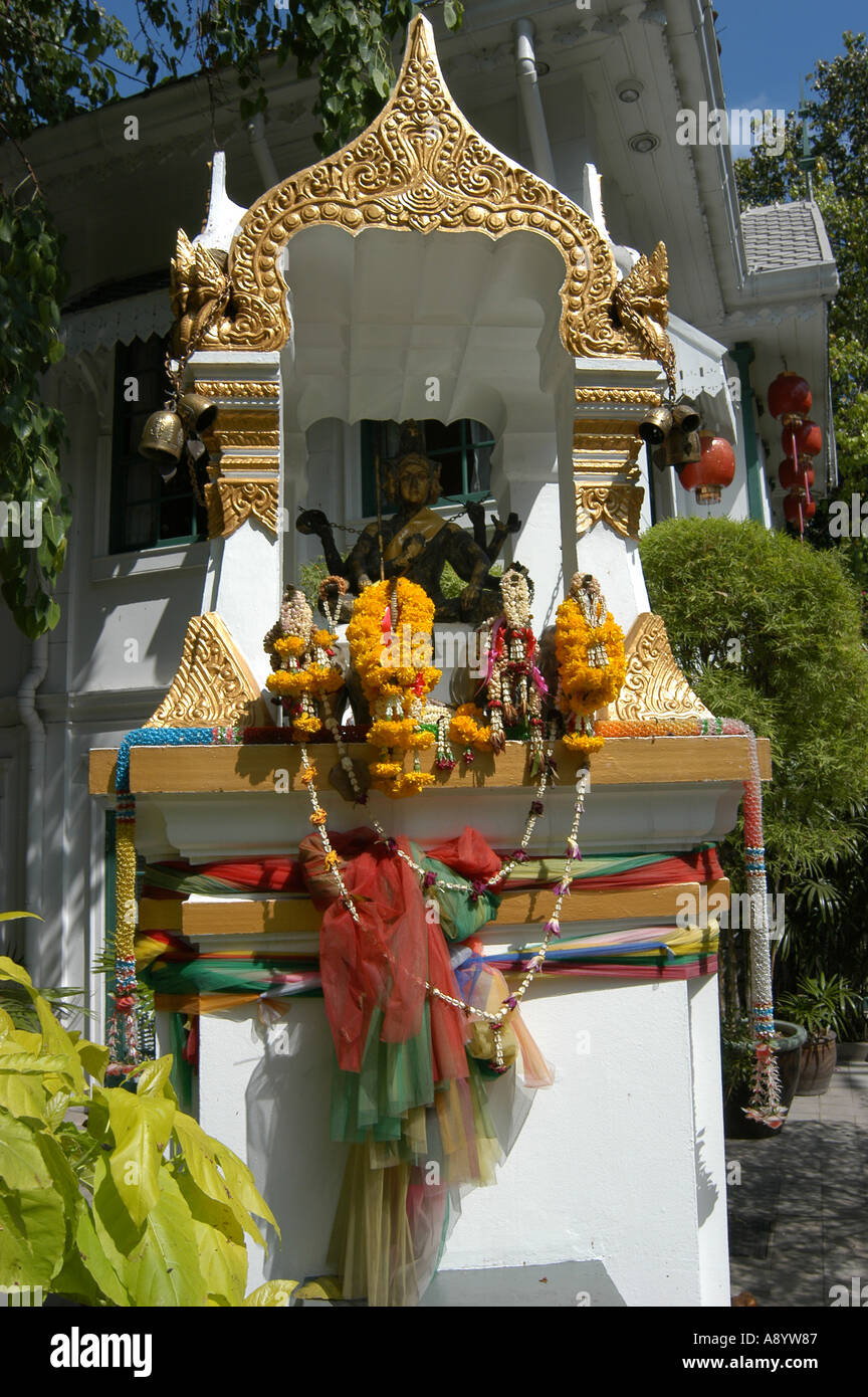 Spirit House or Garden Shrine Bangkok Thailand Stock Photo - Alamy