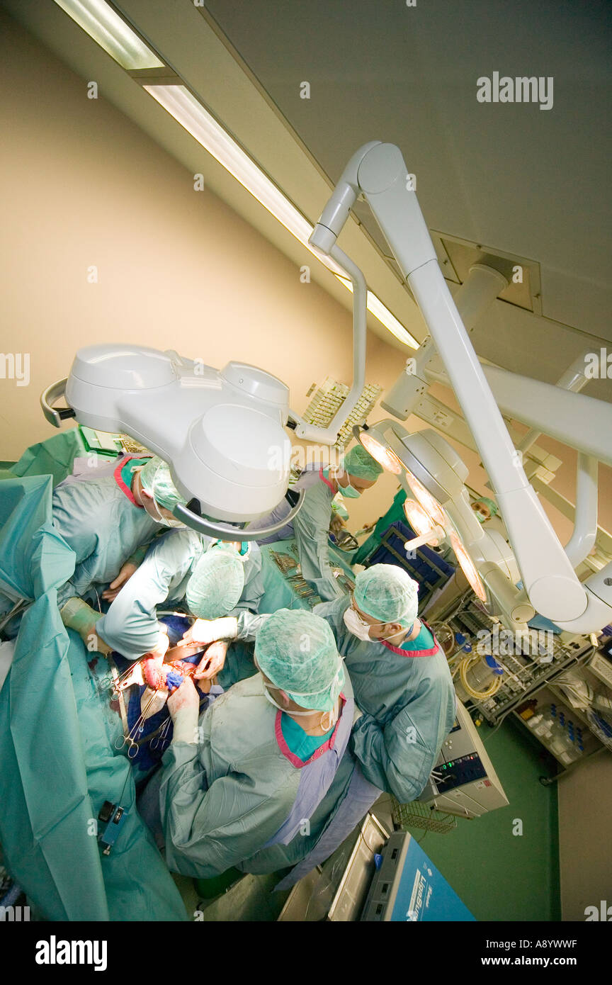 surgeons abdominal surgery cancer surgery operating room Stock Photo ...