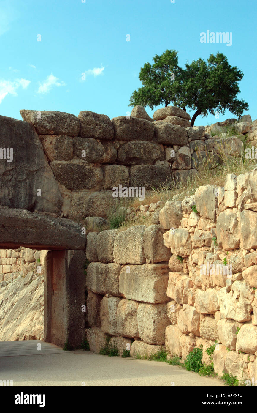 Entrance to the Citadel at the Acropolis of Mycenae Lion Gate ...