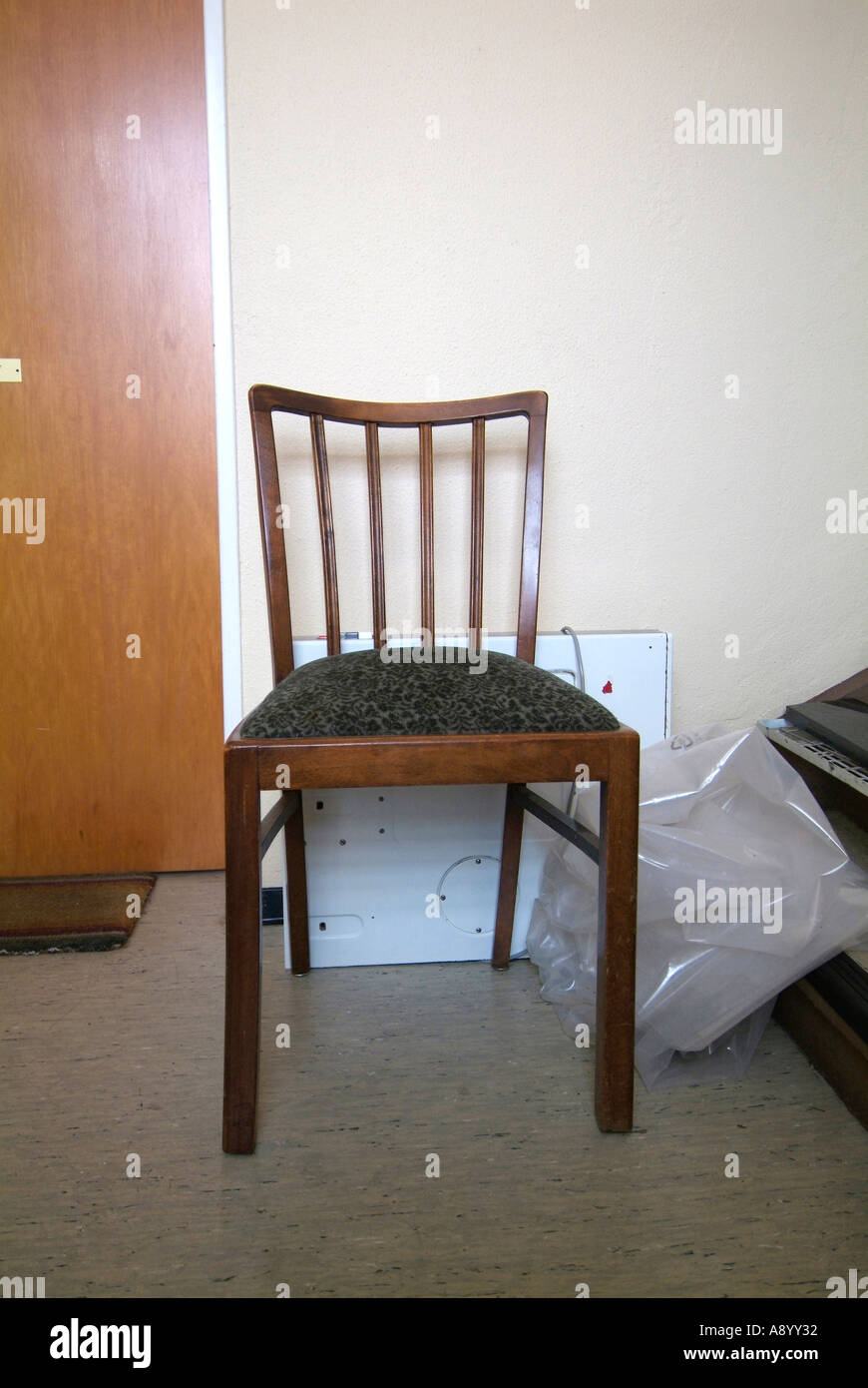 Broken chairs hi-res stock photography and images - Alamy