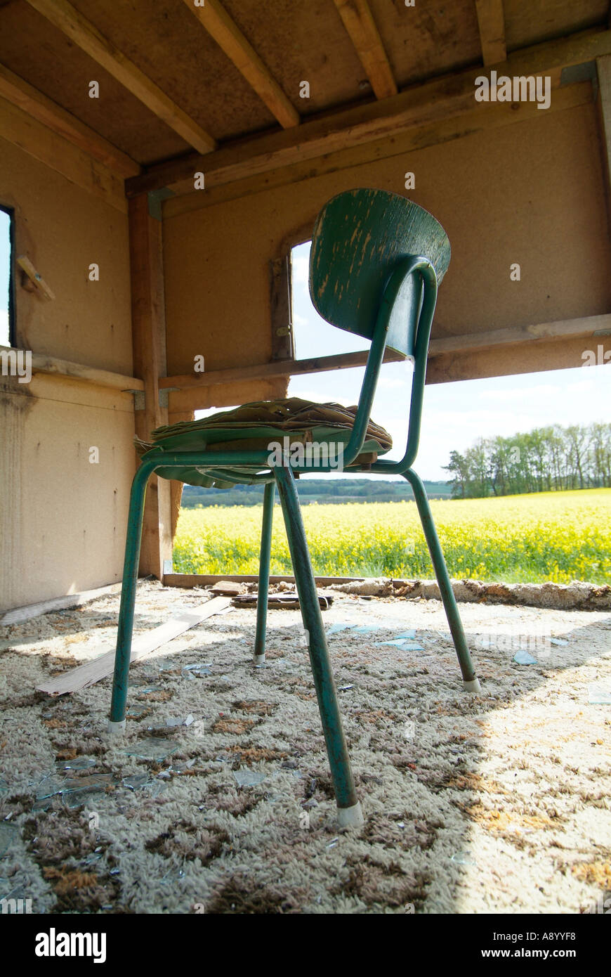 Broken chairs hi-res stock photography and images - Alamy