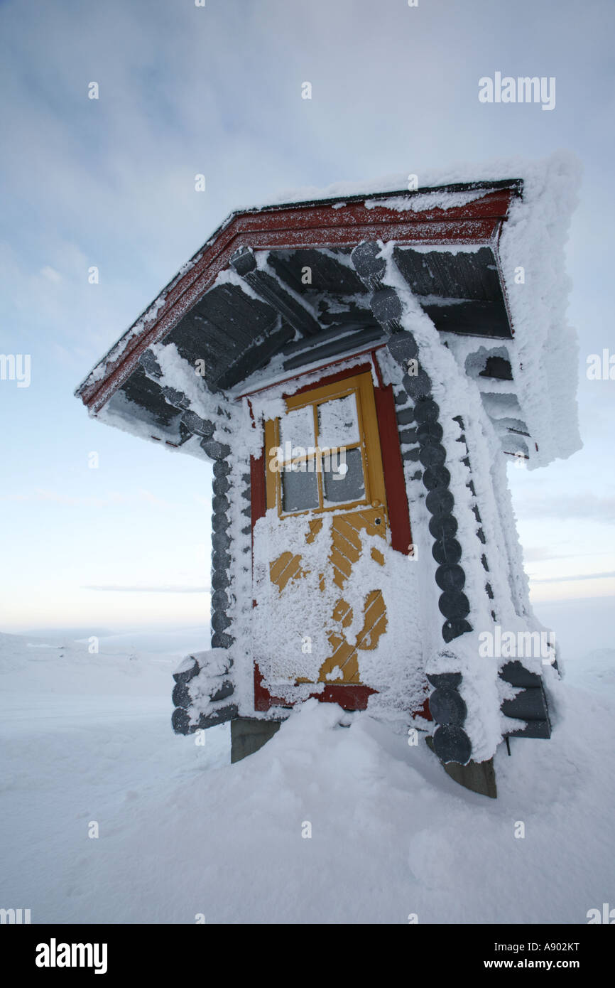 Frozen emergency hut on top of Levi fell in Lapland's Arctic nature ...