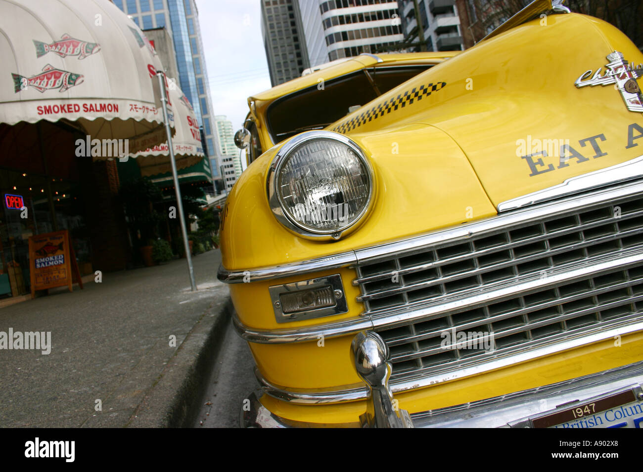 Vancouver taxi hi-res stock photography and images - Alamy