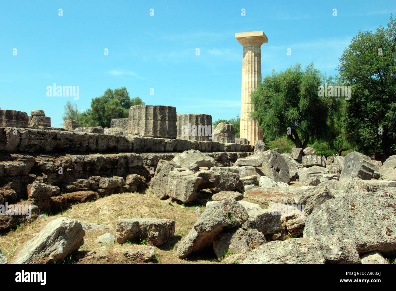 Temple of Zeus at the sanctuary of Olympia Stock Photo - Alamy