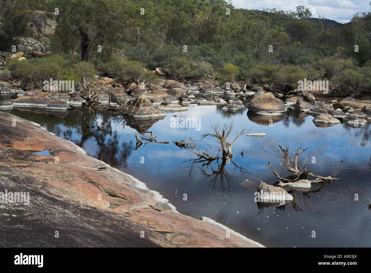 Australian outback billabong rocky river hi-res stock photography and ...