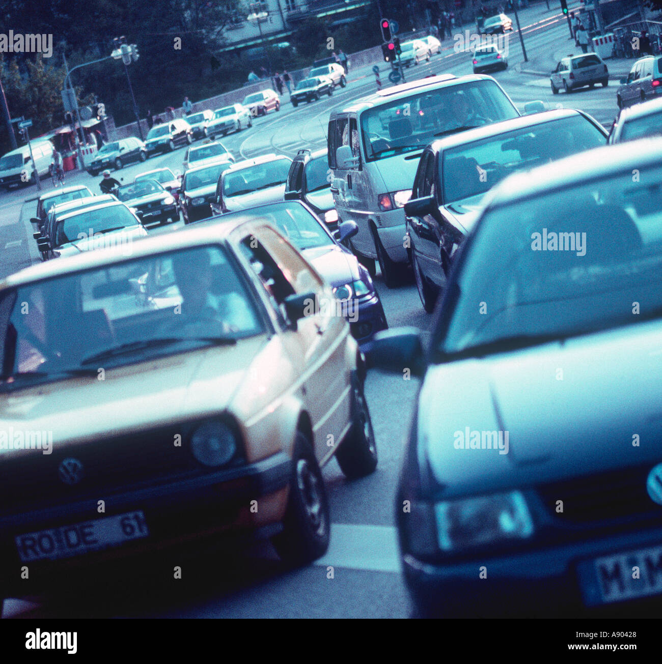 Car speeds intersection hi-res stock photography and images - Alamy