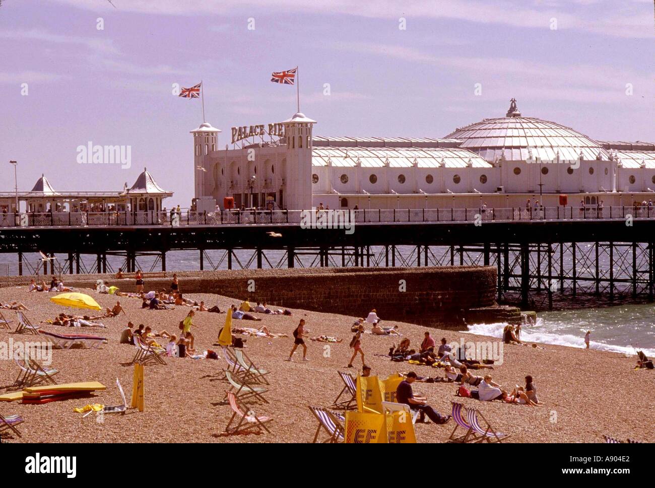 beach scene in Brighton Stock Photo - Alamy