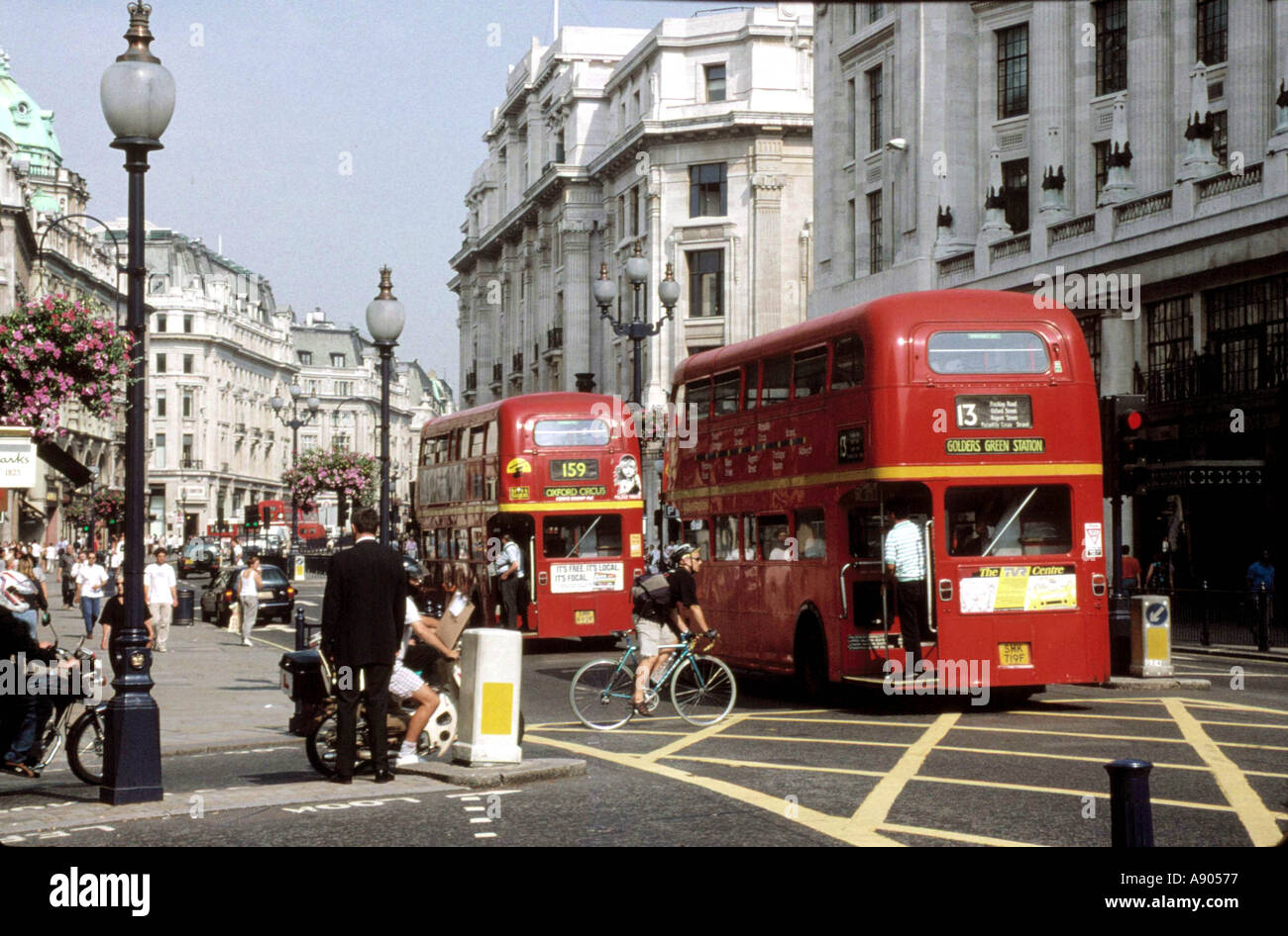 London buses hi-res stock photography and images - Alamy