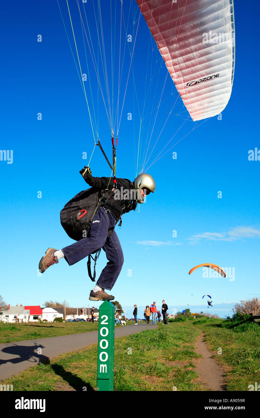 Paragliding at Clover Point Victoria Stock Photo - Alamy