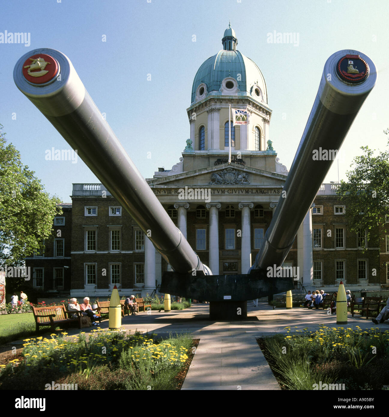 London Imperial War Museum with large diameter naval gun barrels ...