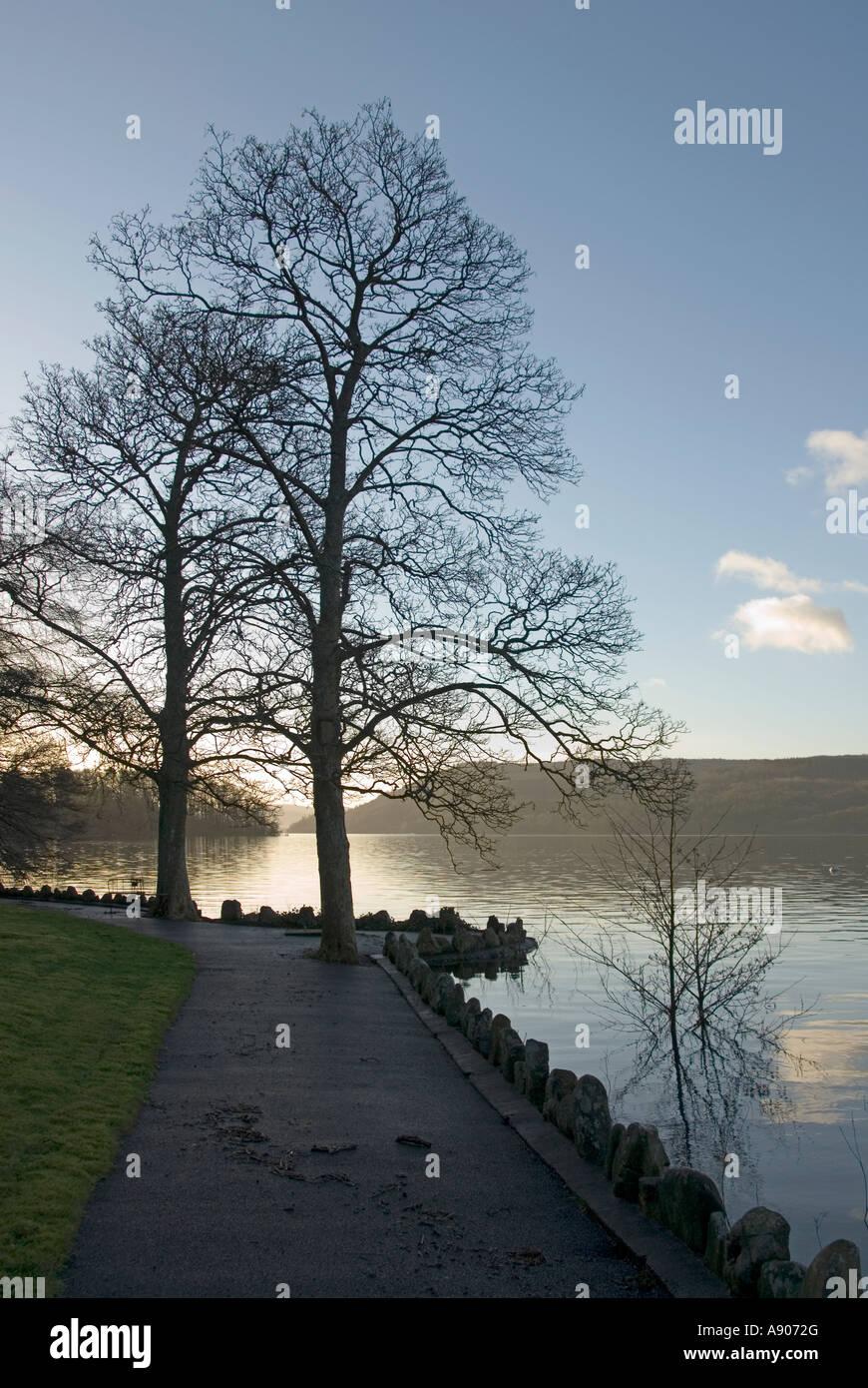 Lake Windermere & district near Ambleside early morning waterside ...