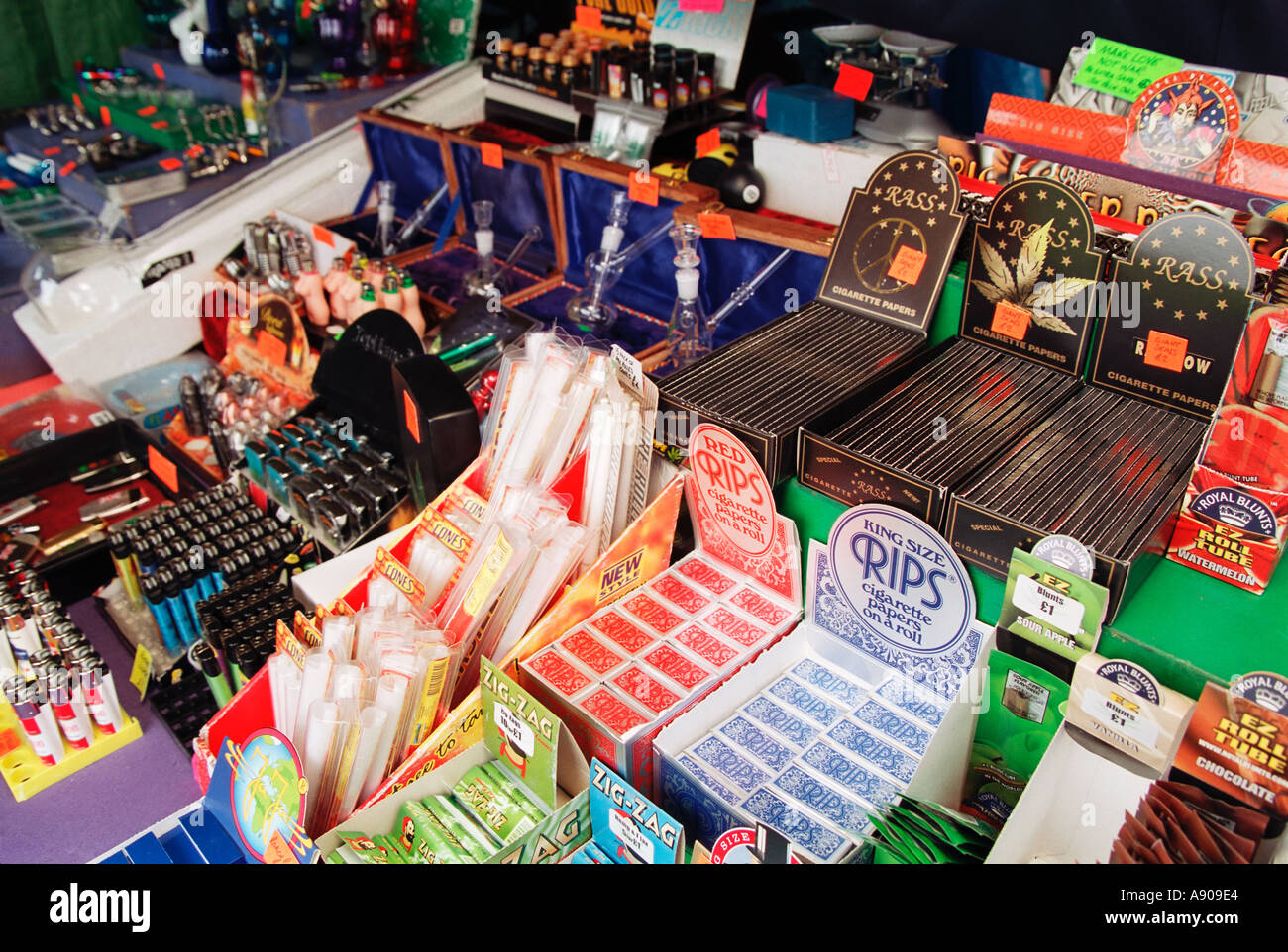 Paraphernalia and cannabis hi-res stock photography and images - Alamy